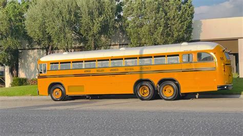 1981 Crown Tandem Axle Bus Ten Speed Wailing Jimmy Driving Youtube