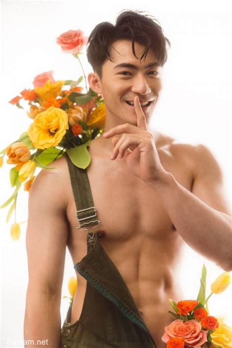 Trai P Khoe S C C Ng Hoa Vua Qu N S P Ch I T Nh D C Nam