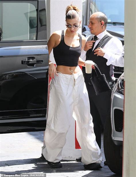 Hailey Bieber Shows Off Toned Abs In Cropped Top To Run Errands White