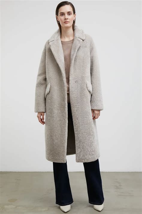 Шуба из овчины Снежная королева collection 670731003 цены в Москве ...