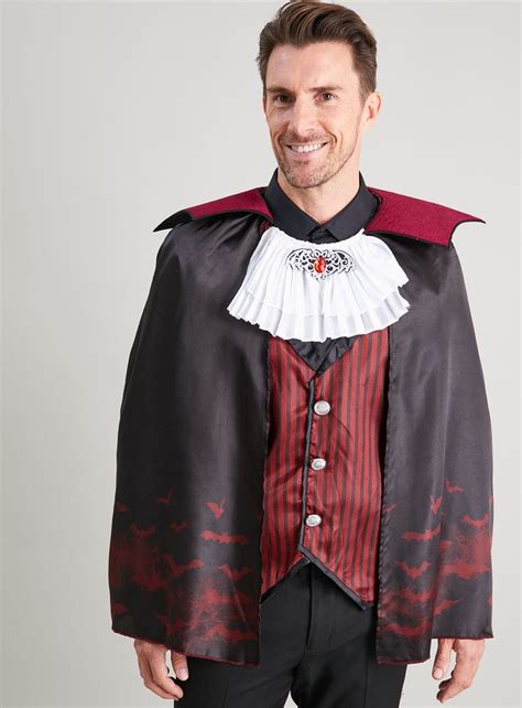 Mens Halloween Black And Red Vampire Costume