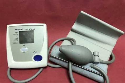 Тонометр Omron m1 classic | Festima.Ru - Мониторинг объявлений