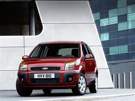 Fusion / 1st generation / Fusion / Ford / Database / Carlook