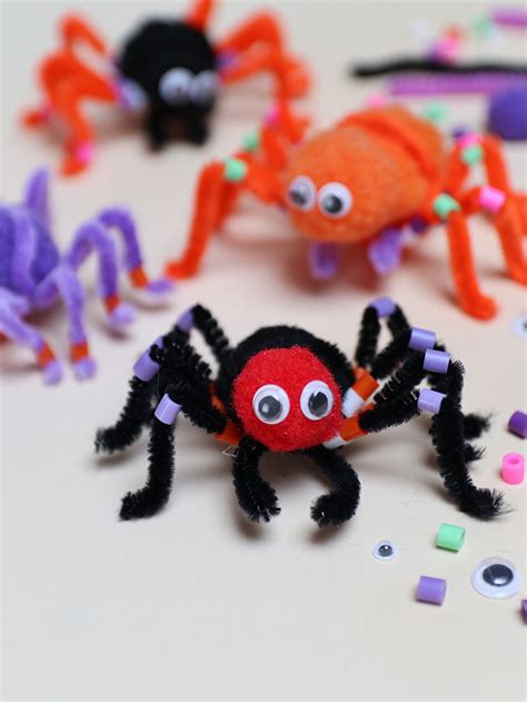 Spin Knutselen Zo Maak Je Een Vrolijke Spin In Een Spinnenweb Lady