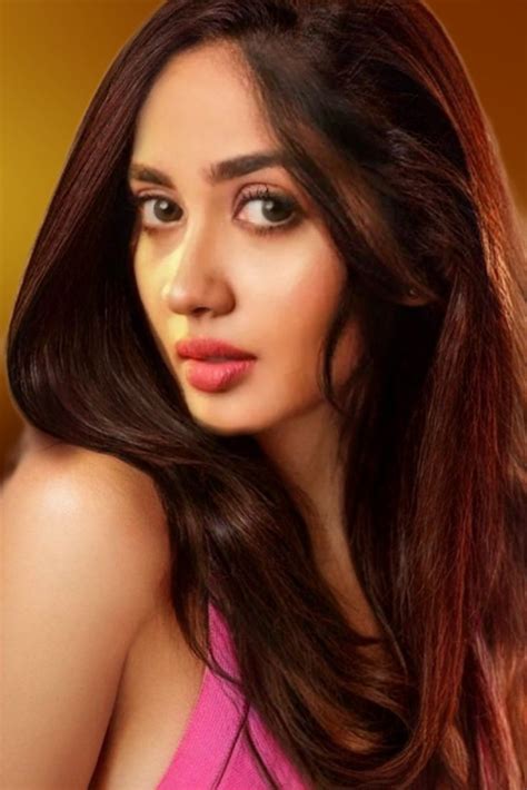 Pin By Bob Eberth On Pretty Beauty Girl Beautiful Actresses Beauty