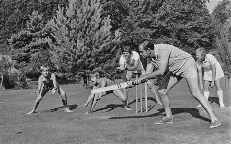 Son Of Cricket Legend Colin Cowdrey Claims Neighbour Prevented Sale Of £3 85m Mansion