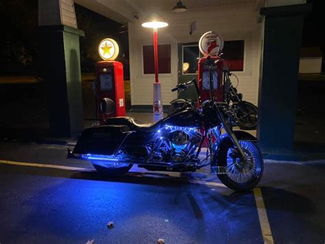 Photos The Neon Cycle