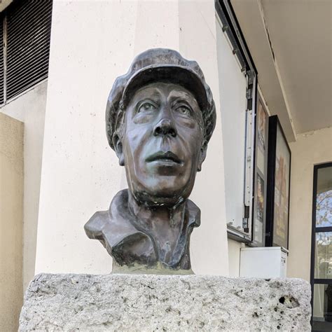 Fernandel Marseille Tourism