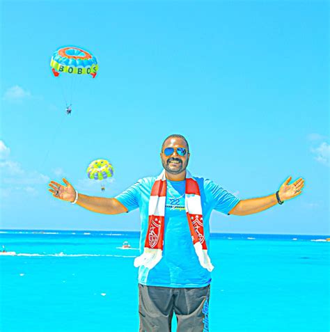 بص ياقطه ️ ده عليك وعلي اللي يتشددلك انت وناديك اللي مربيك تربيه شبهك 🤏