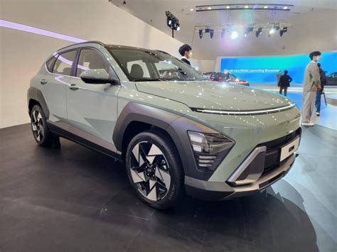 5년 만에 풀체인지 현대차 디 올 뉴 코나 외형 커지고 앞뒤로 일자눈썹 달아 소비자가 만드는 신문