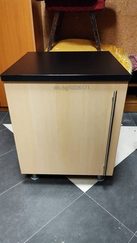 Шкаф с вратичка и рафт цвят бук с черен плот 50 50 65см 4бр Шкаф Мебели за дома и офиса