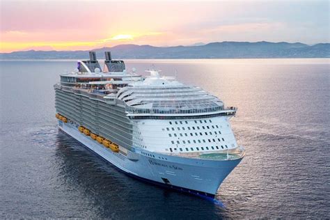 Royal Caribbeans Oasis Class Cruise Ships To Sail Broader Itineraries