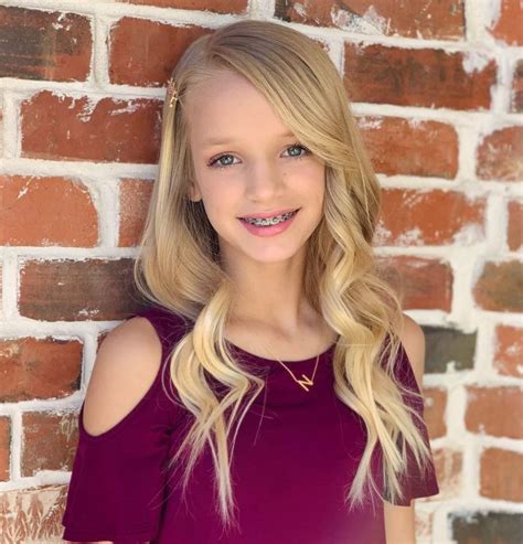 Likes Comments Natalie Grace Natalie Grace Official On Instagram Love Makes