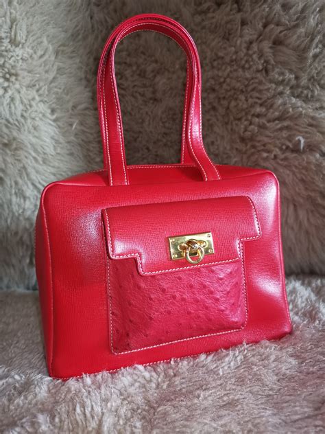 Piyarat Lovebag 🌼 590 บาท 🌼 ขายแล้วจ้า