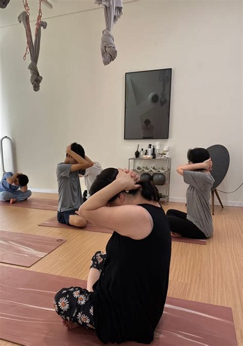 힐니스 스튜디오 재능기부 용산갈월복지관 엄마와 아이가 함께하는 다문화가정 플라잉요가 수업 네이버 블로그