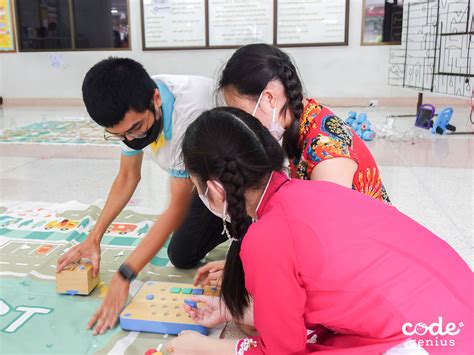 Code Genius 🚀 Code Genius ได้มีโอกาสไปแบ่งปันความรู้ด้าน