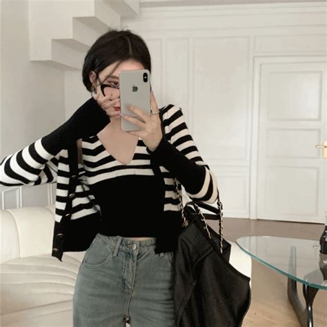 스트라이프골지 브이넥 크롭 나시티 가디건 세트