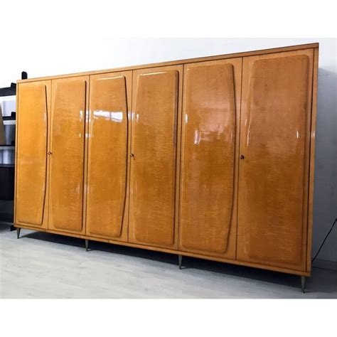 Italian Mid Century Maple Wardrobe By Vittorio And Plinio Dassi 1950s Armoire For Sale