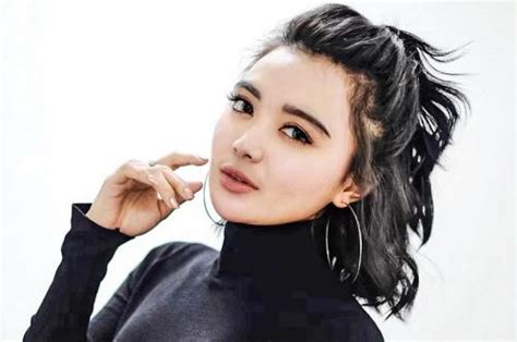 5 Artis Indonesia Ketahuan Punya Bulu Ketiak Nomor 5 Sampai Dihujat