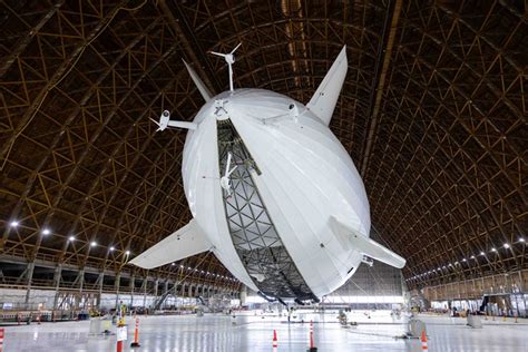 Next Generation Airship Design Enabled By Modern Composites