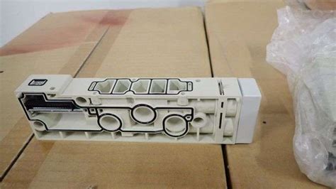 Lot Of 120 Smc Manifold Block Assemblies Yellow Tag Auctions