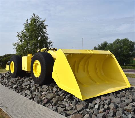 무료 이미지 들 바퀴 아스팔트 지하철 수송 텐트 광산 건설 기계 휠 로더 육상 차량 4594x4000 712934 무료 이미지 Pxhere