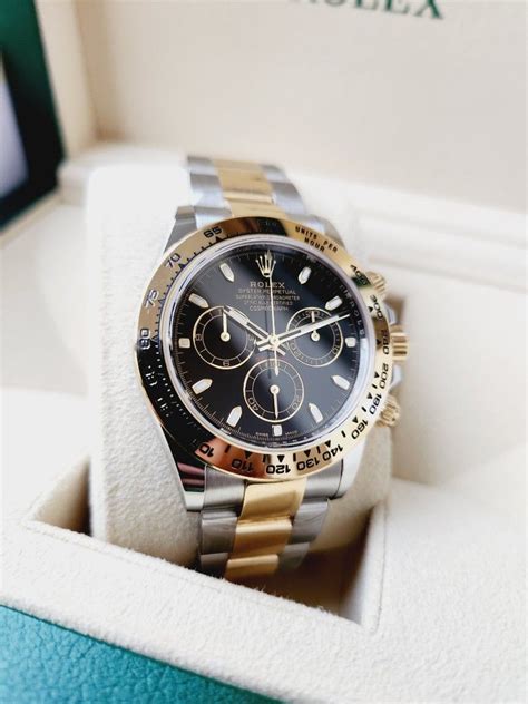 Rolex Daytona Cosmograph 40mm Oct 2021 Full Set Luxury Watches On