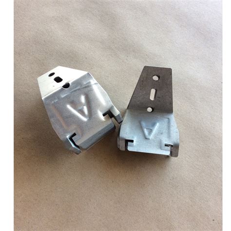 ชุดอุปกรณ์ติดตั้งโครงฝ้าเพดาน ตะขอ ป ซีลาย คลิปล็อคซีลาย สปริงดำซีลาย Shopee Thailand