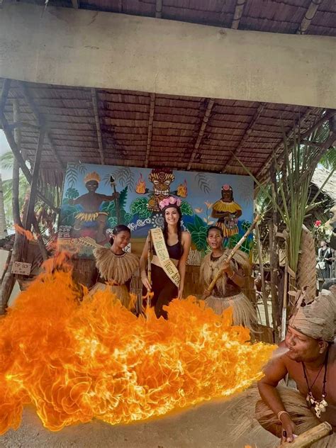 Miss Earth Eco Photo Day 8 Eco Shopping Day Today I Bought A Tree Planted In My Bedroom Is