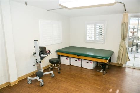 Lake Balboa Care Center Updated May 2026 52 Photos And 110 Reviews