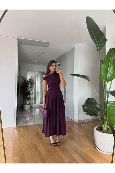 ملابس وأكسسوارات نسائية عصرية ترينديول