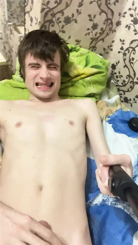 Handjob Man Selfie Stick Cum In Face Gay Amateur Porn Feat Prafessar