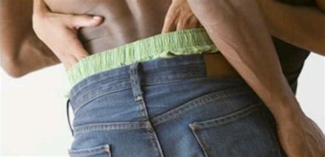 How To Shape Your Eyebrows