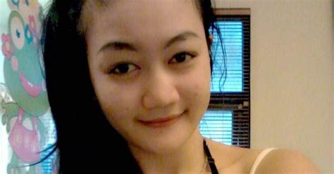 Kumpulan Cerita Panas 69 Si Andre Meremas Remas Buah Dada Bibinya Yang