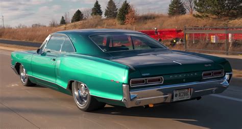 Pontiac Catalina Restomod Keeps It Cool And Classy