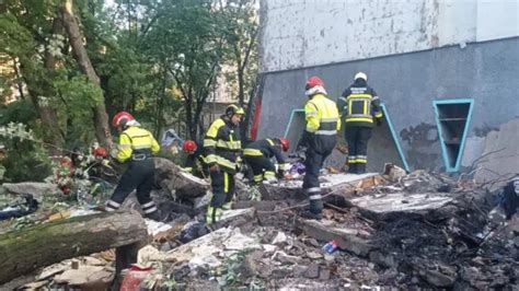 Чоловік просто вистрибнув з вікна що відомо про вибух у будинку в Києві Bbc News Україна