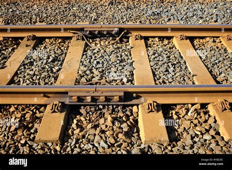 Railway Tracks Expansion Joints At George Tarenorerer Blog