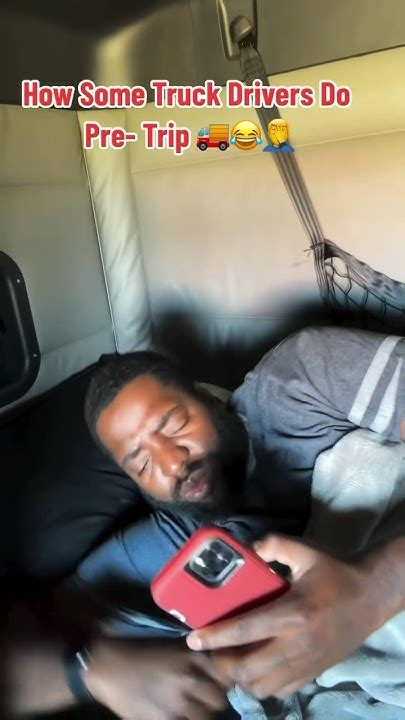 How Some Truck Drivers Do Pre Trip🚚😂🤦‍♂️ Pretrip Fyp Viral