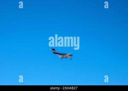 Airplane Coming In To Land At Iqaluit International Airport In Iqaluit Nunavut Canada Stock