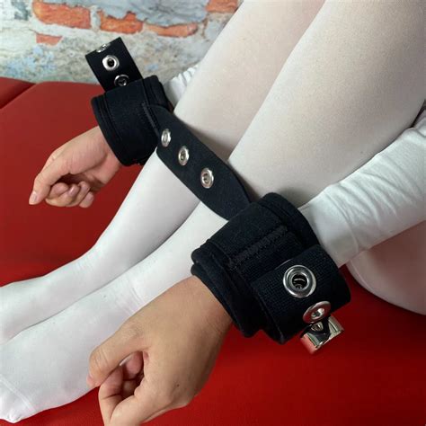 Medical Restraints Bed Rope Access Harness Shackling Incarceration Bdsm