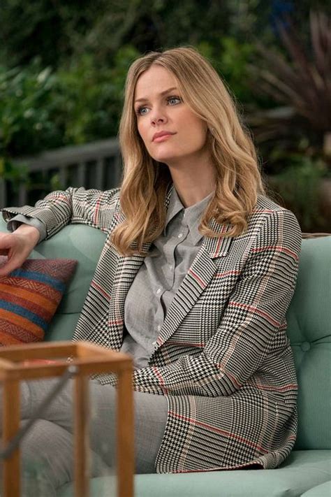 Grace And Frankie Grace And Frankie Fotos Brooklyn Decker 60 No