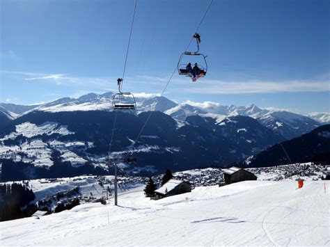 Skigebiet Brigels Graubünden Pradas Resort Brigels By Swisspeak Resort