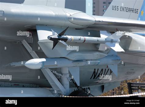 F 14 Fotos Und Bildmaterial In Hoher Auflösung Alamy