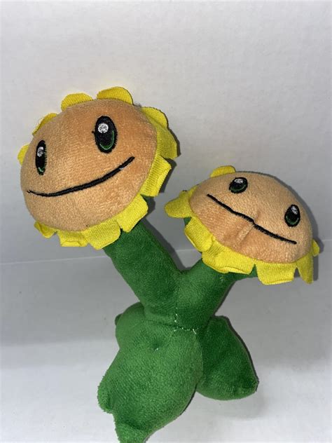 Twin Sunflower Plants Vs Zombies