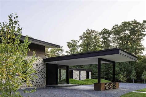 A Modern Lake House Retreat In The Beautiful Northwoods Of Wisconsin