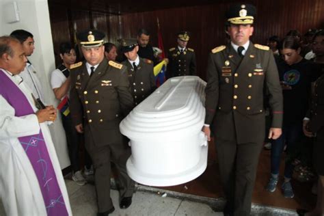 Gobierno De Lara Rinde Honores Póstumos A La Sargento Crisbely Gómez