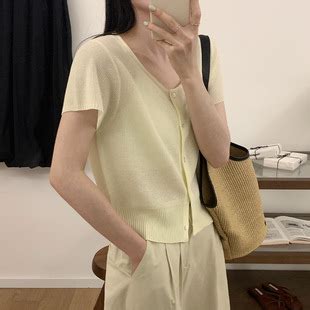 Tg 圆领系扣气质简约短袖微透天丝薄针织上衣女2024夏季新款22718 阿里巴巴