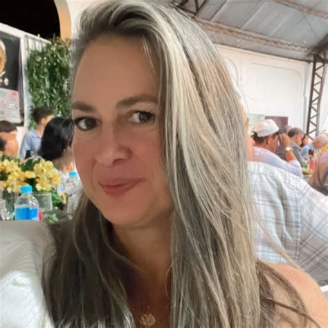 Lia Schafer Schaferlia • Threads Say More