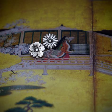 Sakura Camera Hot Shoe Cover Floral Emblems Of Japan Jay Tsujimura