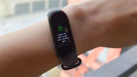 Xiaomi Mi Band Review A Fitbit Rival With Amazing Battery Life Tom S Guide